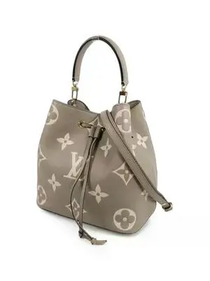 LOUIS VUITTON Mm Neo Noe Monogram Bucket Bag - Grey