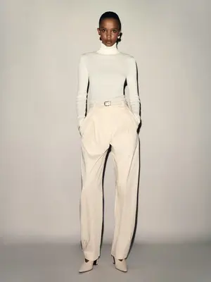 REFORMATION Ophelia Tissue Cashmere Turtleneck