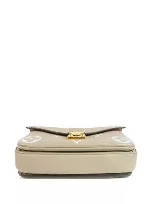 LOUIS VUITTON Pochette Métis East West Shoulder Bag - Neutrals