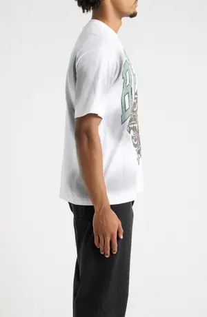 MARKET Beware The Dobie Graphic T-shirt