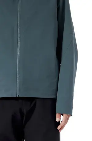 Veilance Isogon Mx Performance Hooded Jacket