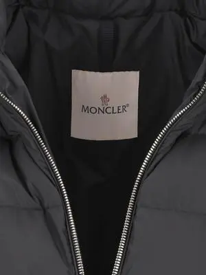 Moncler Arneb Short Down Jacket With Hood - Black