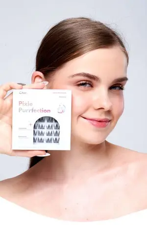 CHAR COSMETICS Purrfectly Pixie Paws Collection Pre-glued Reusable Lashes