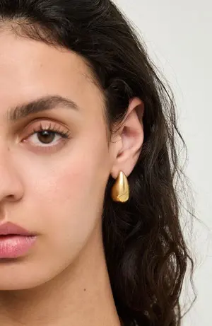 UNODE50 Tone Drop Earrings