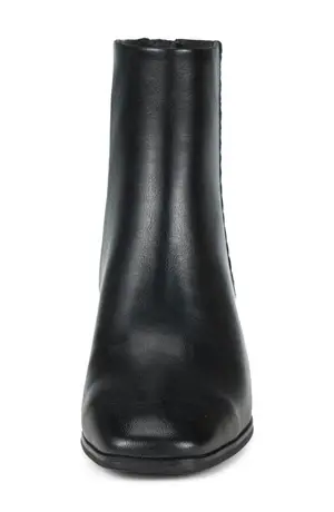 BARETRAPS Wakely Block Heel Bootie - Black