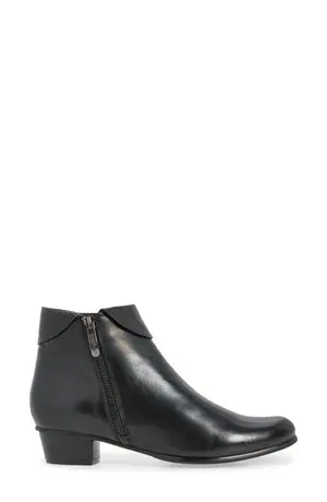 Regarde Le Ciel Stefany Leather Bootie - Glove Black