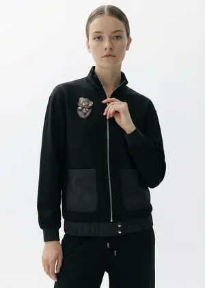 EXQUISE Stone Embellished Regular Knit Jacket