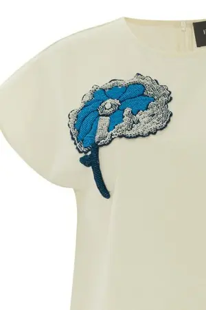 EXQUISE Embroidered Detail Crew Neck T Shirt