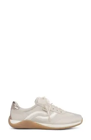 RYKA Era Luxe Walking Sneaker - Champagne