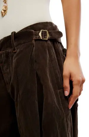 Free People Holding Onto This Velvet Pants