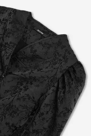 NOCTURNE Balloon Sleeve Wrap Jacket