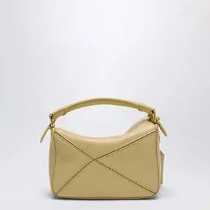 Loewe Puzzle Featherlight Bag In Butter-coloured Nappa Leather