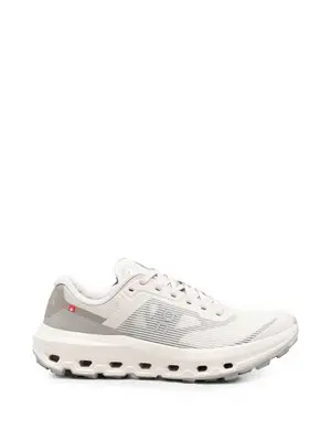 On Cloudvista 3 Sneakers - Grey