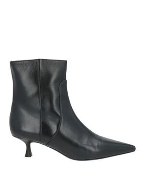 STUART WEITZMAN Ankle Boots Size Leather - Black
