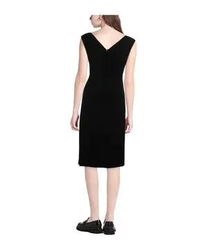 Dolce & Gabbana Sleeveless Solid-colored V-neck Dress