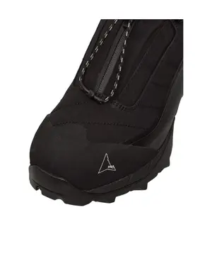ROA Round-toe Sneakers