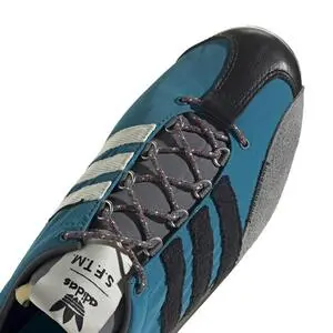 ADIDAS ORIGINALS Retro Running Shoes