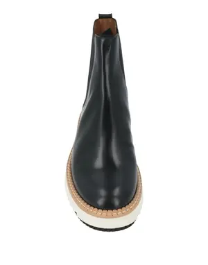 Chloé Simple Glossy Chelsea Boots