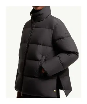 Moncler Vivantesse Short Down Jacket