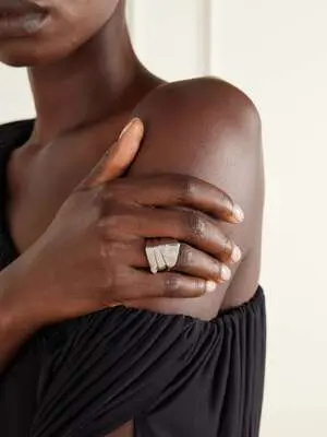 VIVIENNE WESTWOOD Knuckleduster Sterling Ring