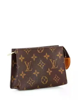 LOUIS VUITTON Toiletry Monogram Canvas 15 Pouch
