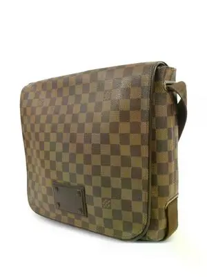 LOUIS VUITTON Mm Brooklyn Damier Messenger Bag - Brown