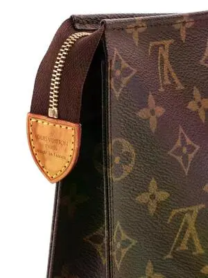 LOUIS VUITTON Toiletry Pouch Monogram Canvas 26 Clutch Bag