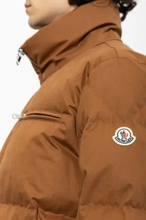 Moncler Puffer Jacket ‘isenviel