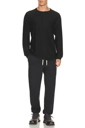 Vuori Long Sleeve Strato Tech Tee - Black
