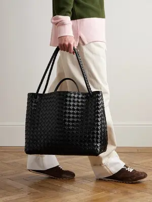 Bottega Veneta Andiamo Large Intrecciato Leather Tote Bag - Black