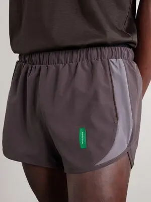 DISTRICT VISION Straight-leg 2 Shell Running Shorts