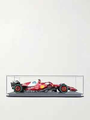AMALGAM COLLECTION Ferrari Sf-25 Lewis Hamilton 1:8 Model Car