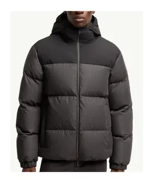 Moncler Oulojoki Hooded Mid-length Down Jacket
