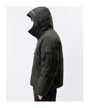 C.P. COMPANY Metropolis Series Metroshield Hooded Down Jacket