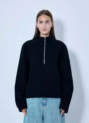 RIER Fleece City Sweatshirt - Black
