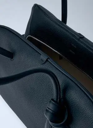 Jacquemus Le Grand Turismo Handbag - Black