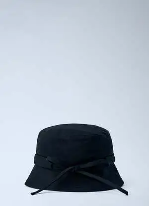 Jacquemus Le Bob Gadjo Bucket Hat