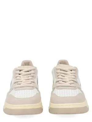 AUTRY Sneaker "medalist Low - White
