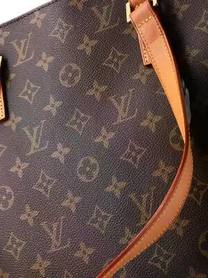 LOUIS VUITTON Luco Handbag Monogram Canvas Tote Bag - Brown