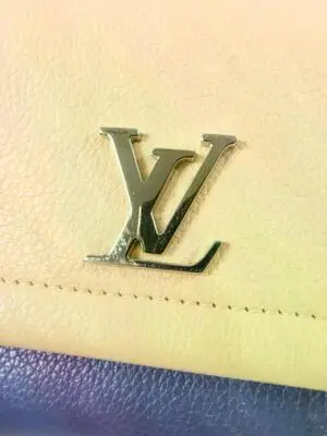 LOUIS VUITTON Lockme Ii Wallet