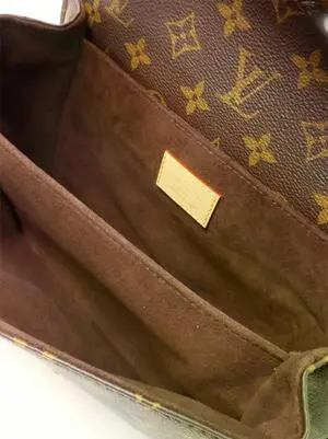LOUIS VUITTON Pochette Metis Mm Monogram Tote Bag