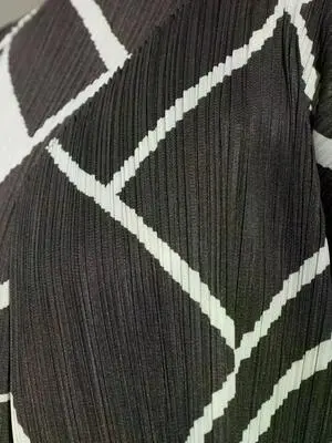 Issey Miyake Pleated Geometric-print Jacket
