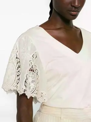 MAISON123 Lace-panelled V-neck T-shirt