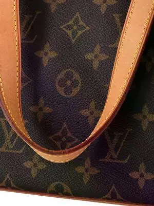 LOUIS VUITTON Cabas Mezzo Monogram Canvas Tote Bag