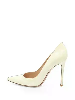GIANVITO ROSSI Pointed-toe Pumps - Neutrals