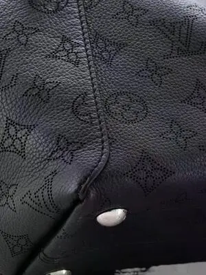 LOUIS VUITTON Hina Handbag Mahina Leather Pm Shoulder Bag