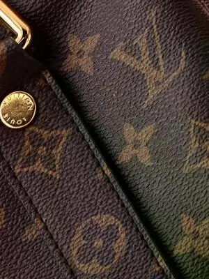 LOUIS VUITTON Manhattan Nm Handbag Monogram Canvas With Leather Satchel