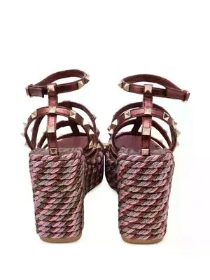 Valentino Garavani Rockstud Wedge Sandals - Red