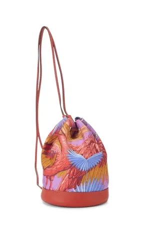 Hermès Red & Multicolor 'flamingo Party' Soie-cool 22