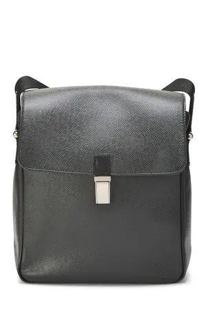 LOUIS VUITTON Taiga Leather Yaranga Satchel